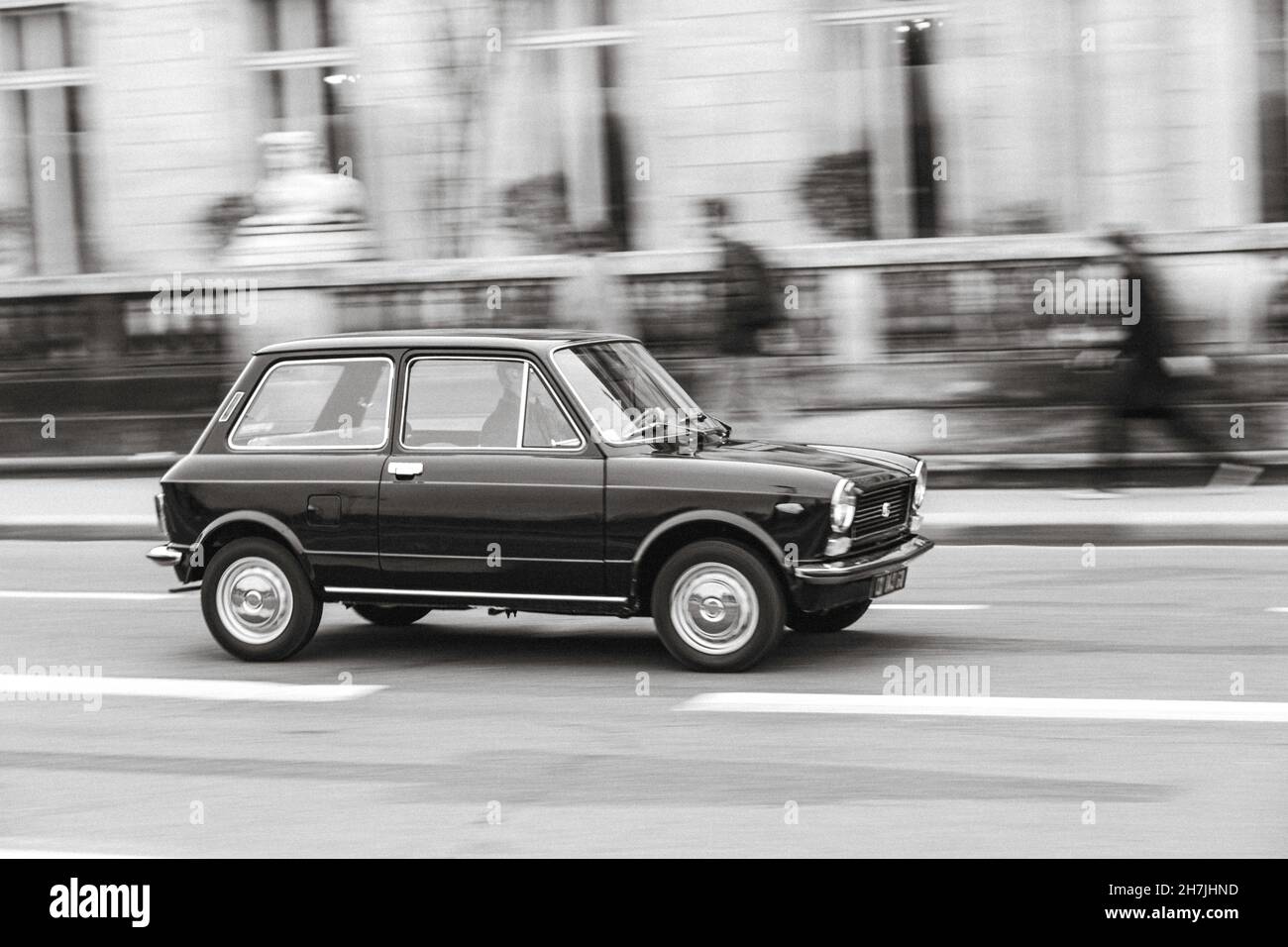 Classic car road france hi-res stock photography and images - Alamy