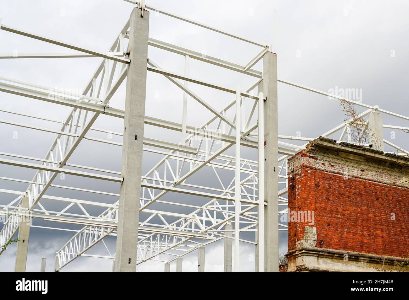 integration of the facade of the old brick building into a new modern ...