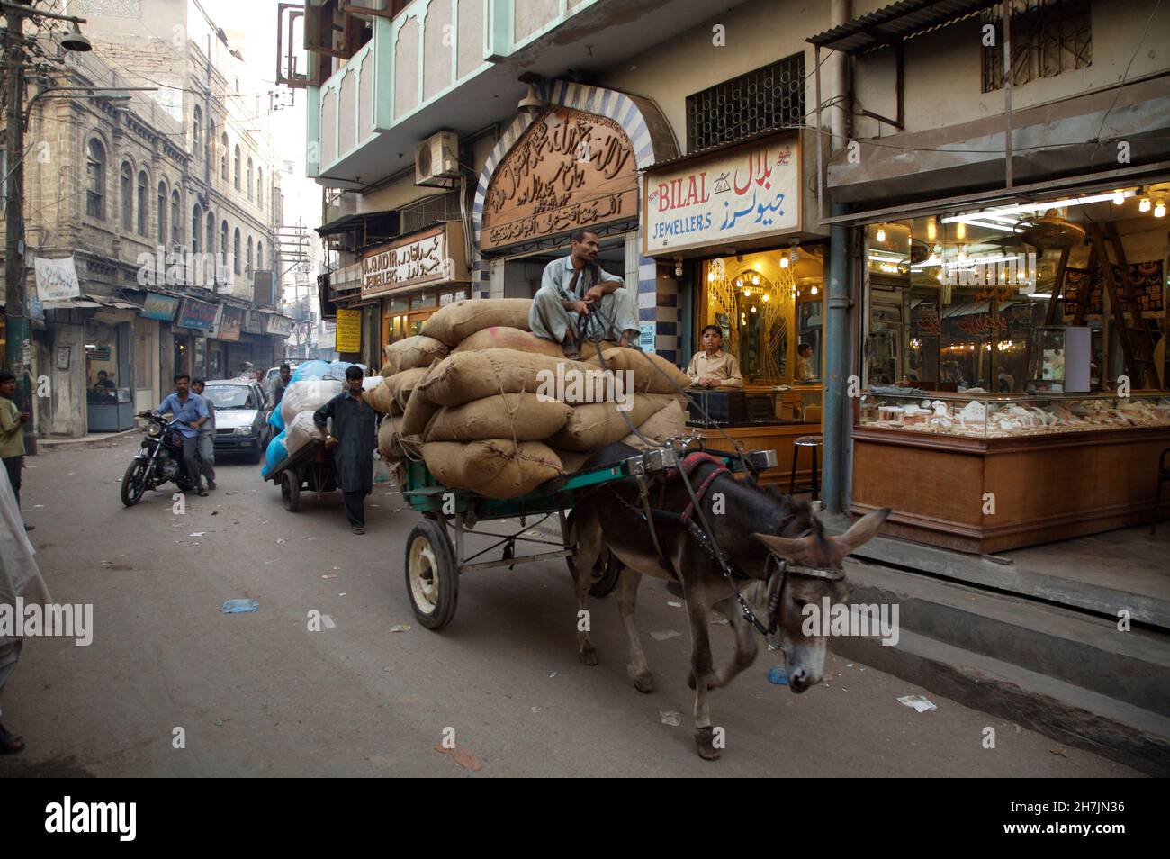 Sarafa market hi-res stock photography and images - Alamy
