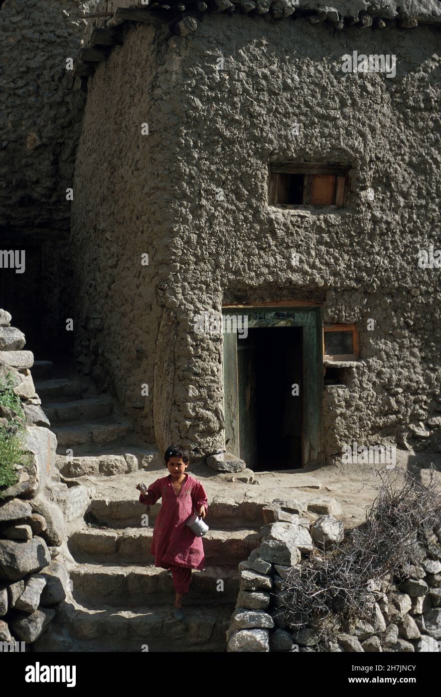 Hunza girls hi-res stock photography and images - Alamy