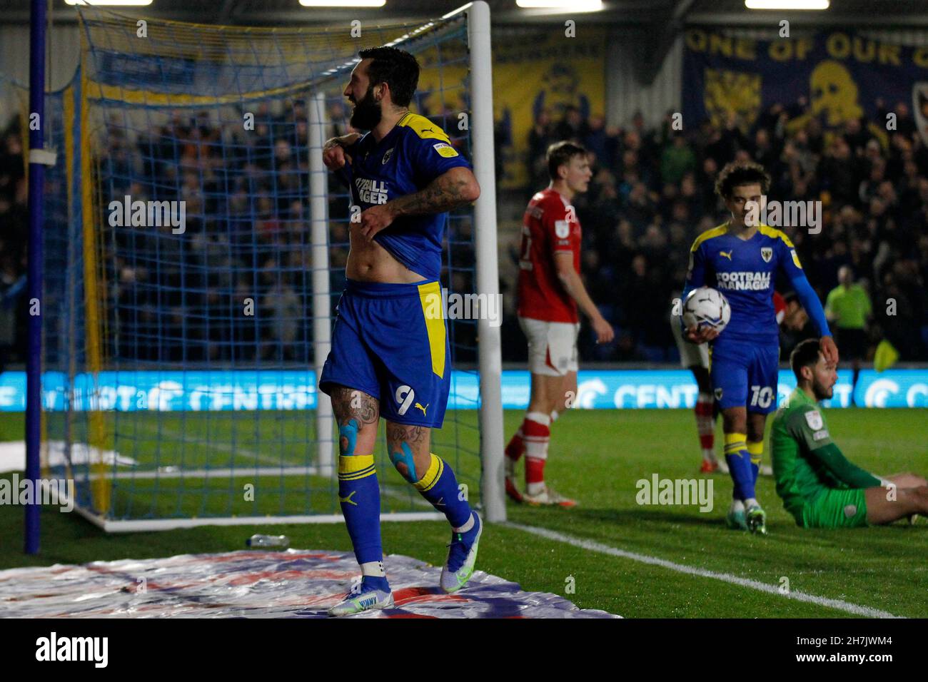 Fat football fans hi-res stock photography and images - Alamy