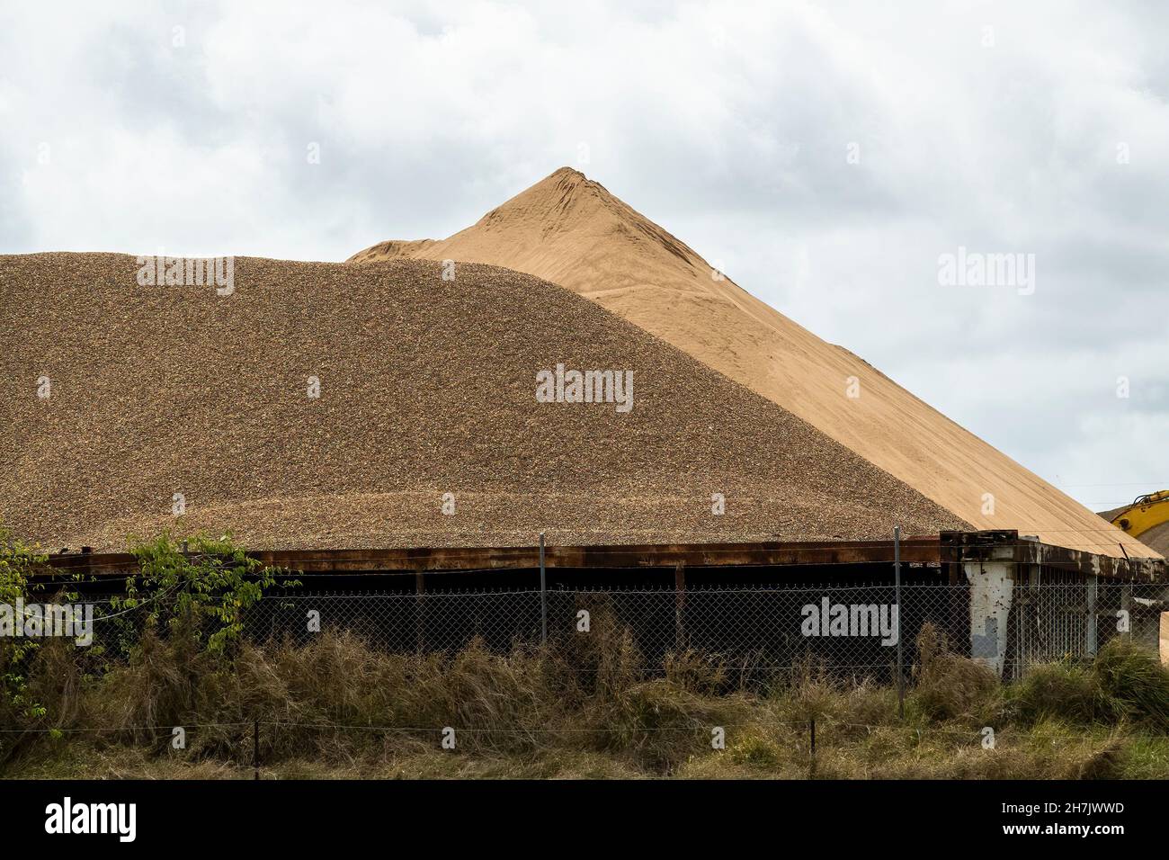 Mounds of gravel hi-res stock photography and images - Alamy