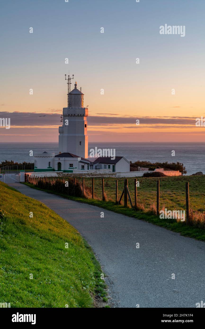 isle of wight coastline, st catherine's point lighthouse on the ...