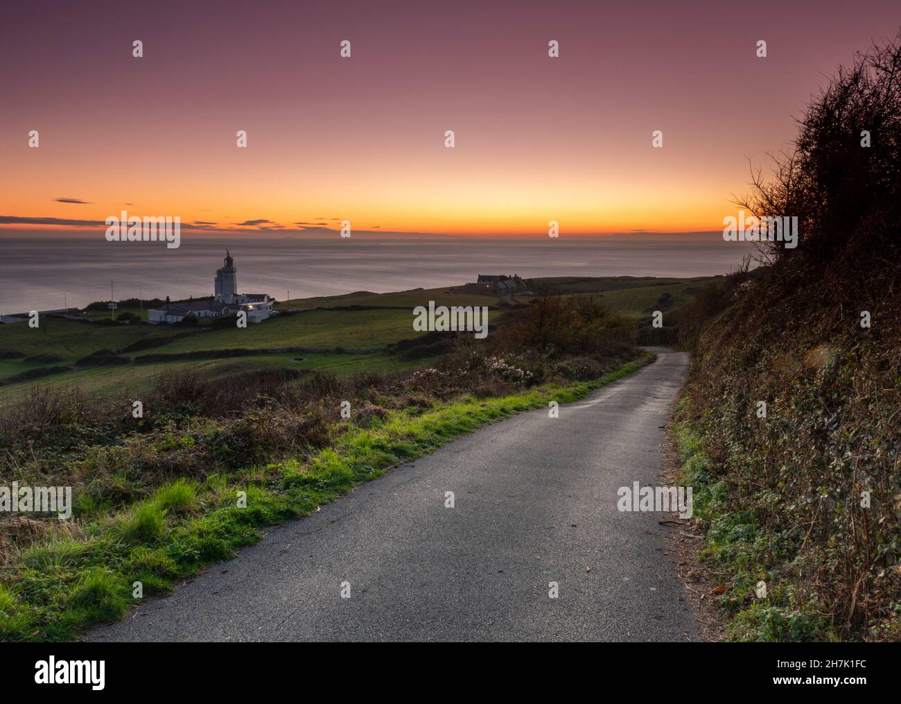 isle of wight coastline, st catherine's point lighthouse on the ...