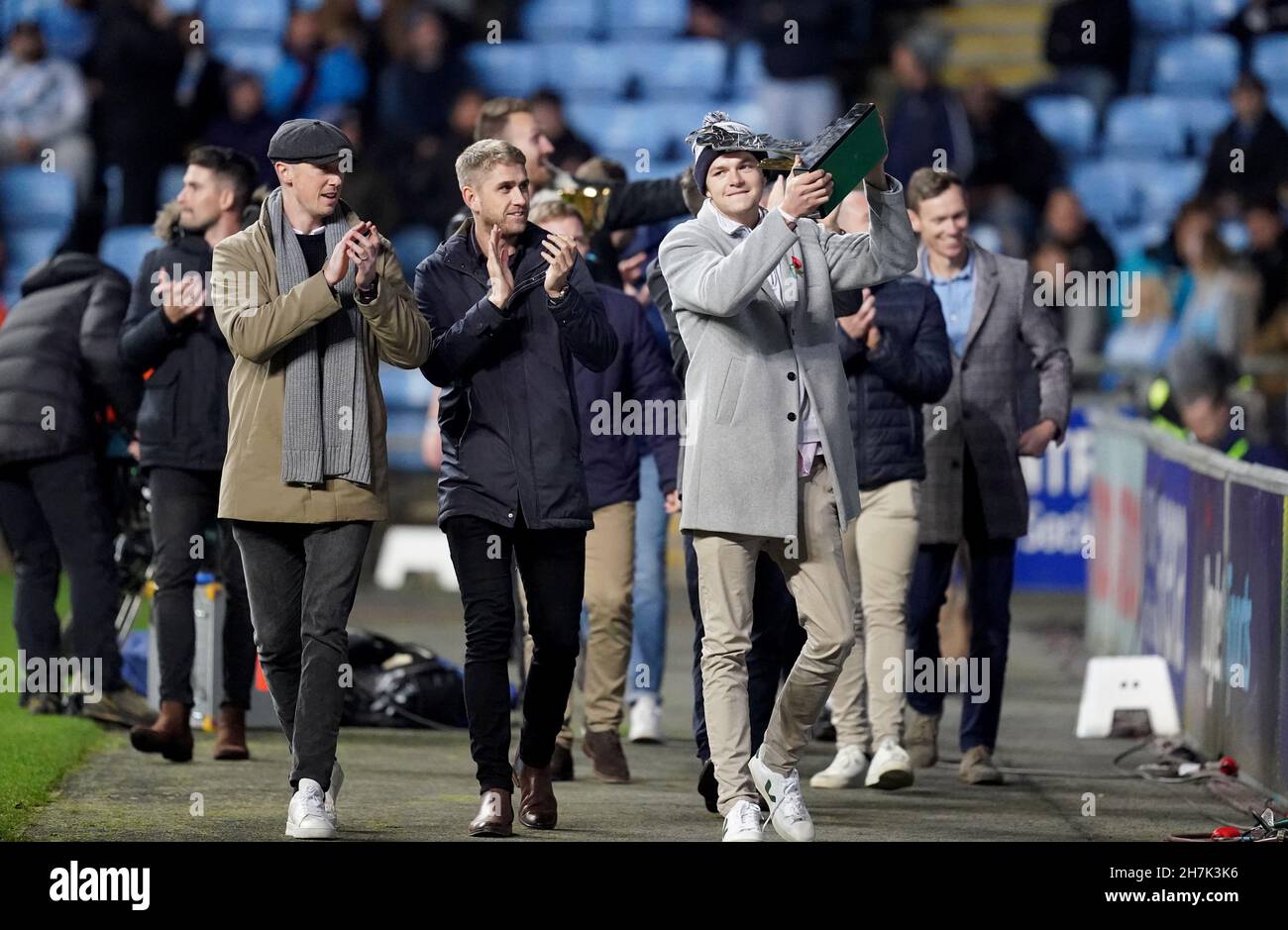 Warwickshire CCC player Henry Brookes parades the pitch at half time ...