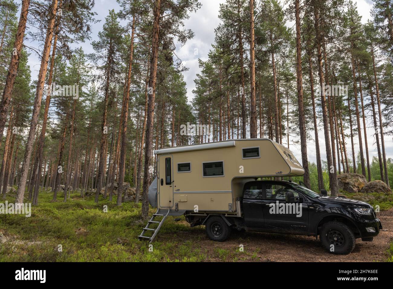 Forest ranger truck hi-res stock photography and images - Alamy