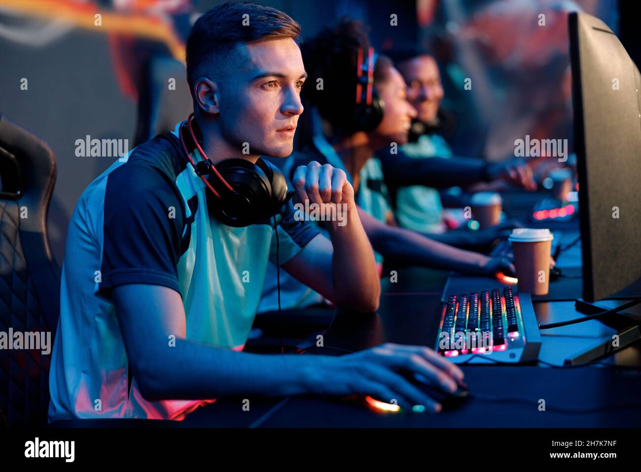 Multiplayer activity hi-res stock photography and images - Alamy