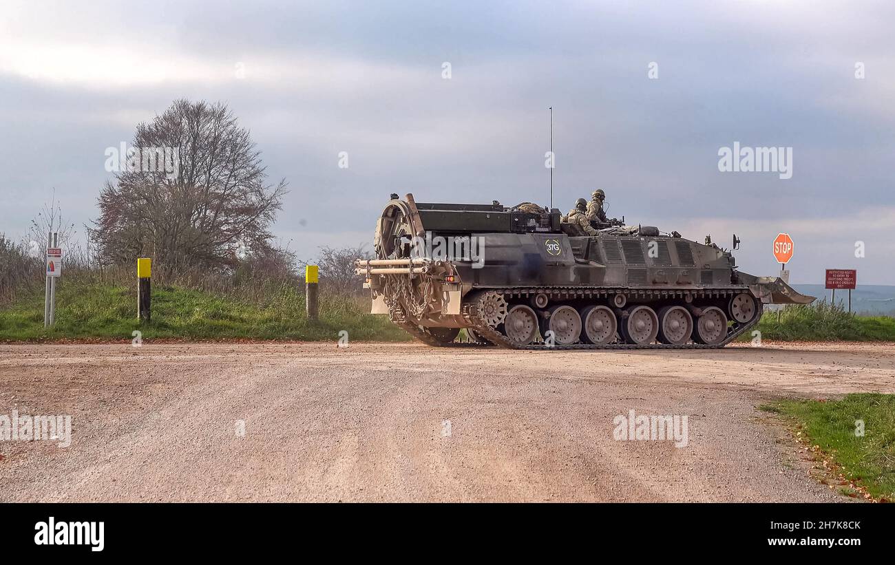 British Army Challenger Armored Repair and Recovery Vehicle (CRARRV) in ...
