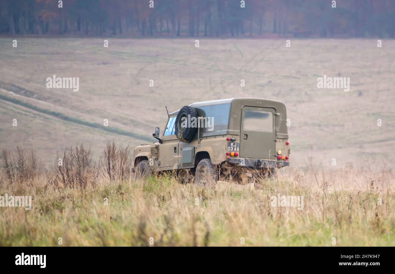 British army Land Rover Defender Wolf Medium Utility vehicle in action ...
