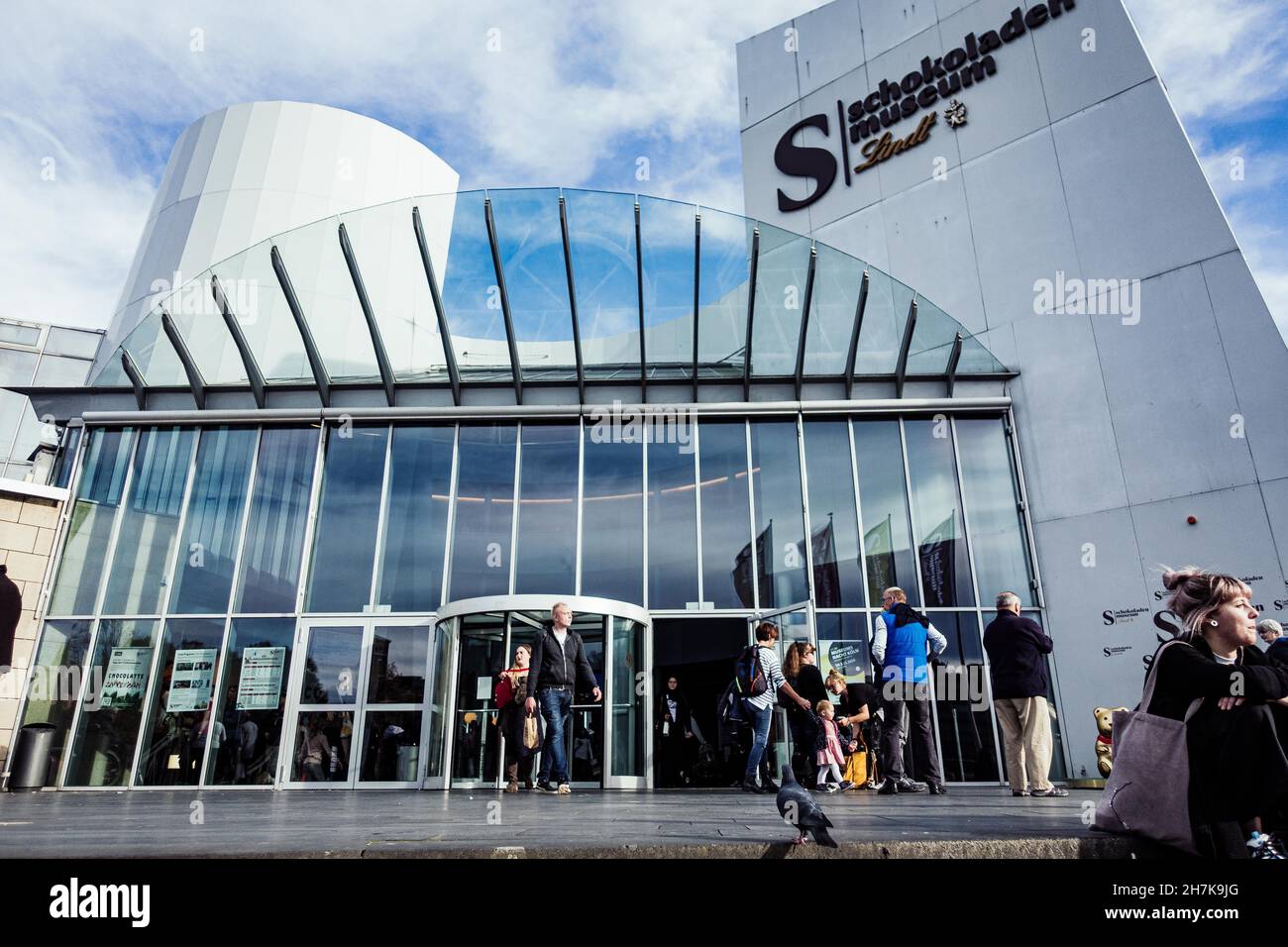 Lindt chocolate and cologne hi-res stock photography and images - Alamy