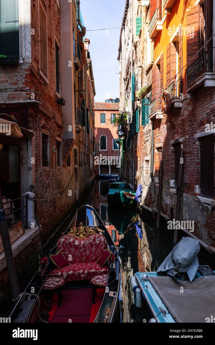 World famous water channels of Venezia, Veneto, Italy Stock Photo - Alamy