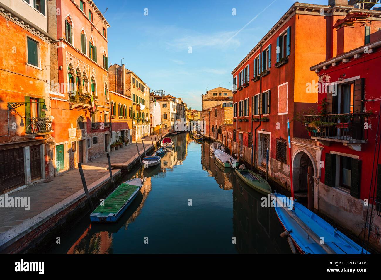 World famous water channels of Venezia, Veneto, Italy Stock Photo - Alamy