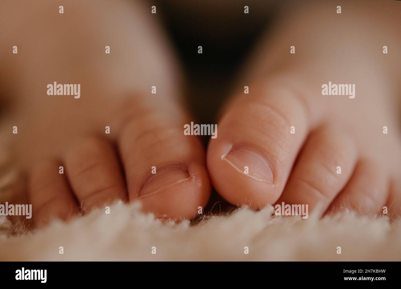 Light skin feet hi-res stock photography and images - Alamy