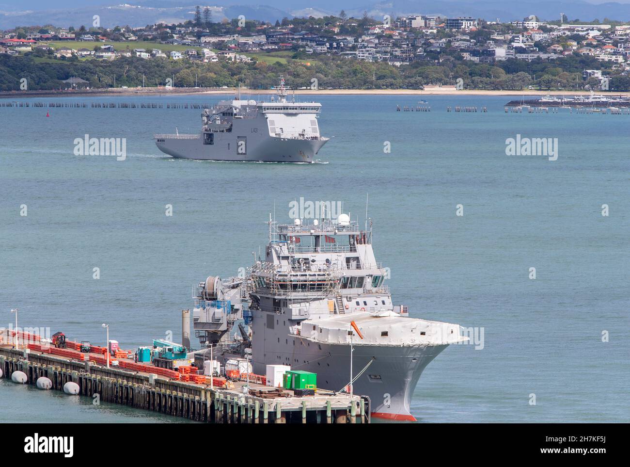 Hmnzs manawanui hi-res stock photography and images - Alamy