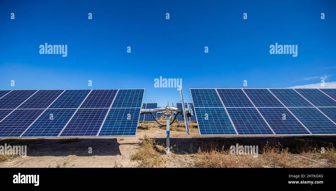 Solar in central california hi-res stock photography and images - Alamy