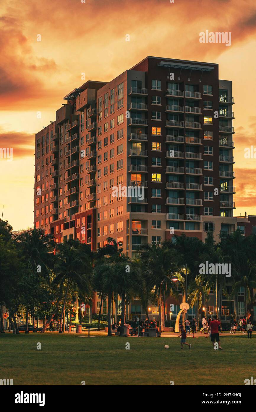 Miami building reflections hi-res stock photography and images - Alamy