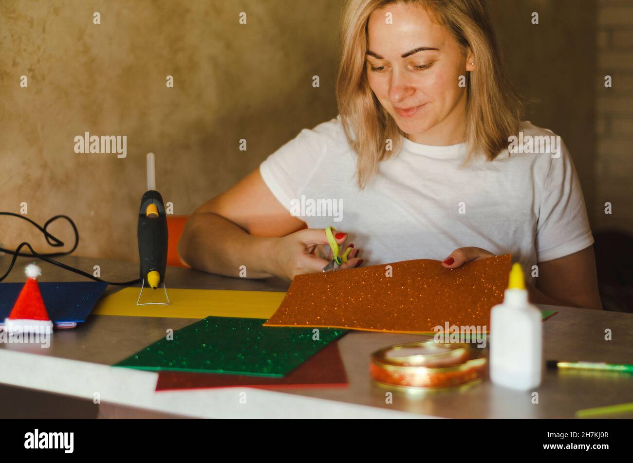 Foamiran hi-res stock photography and images - Alamy