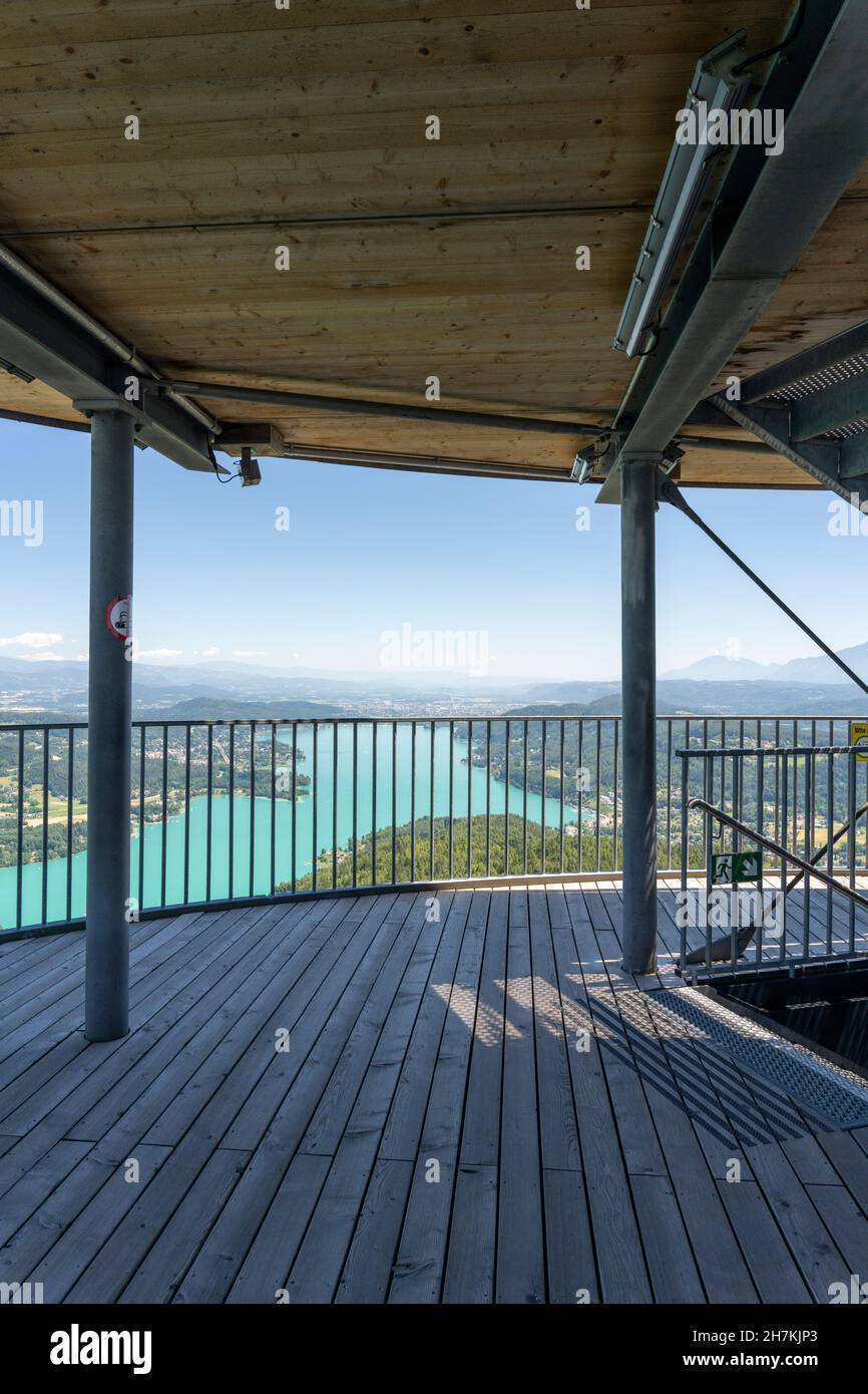 Observation tower Pyramidenkogel with a view of the Wörthersee ...