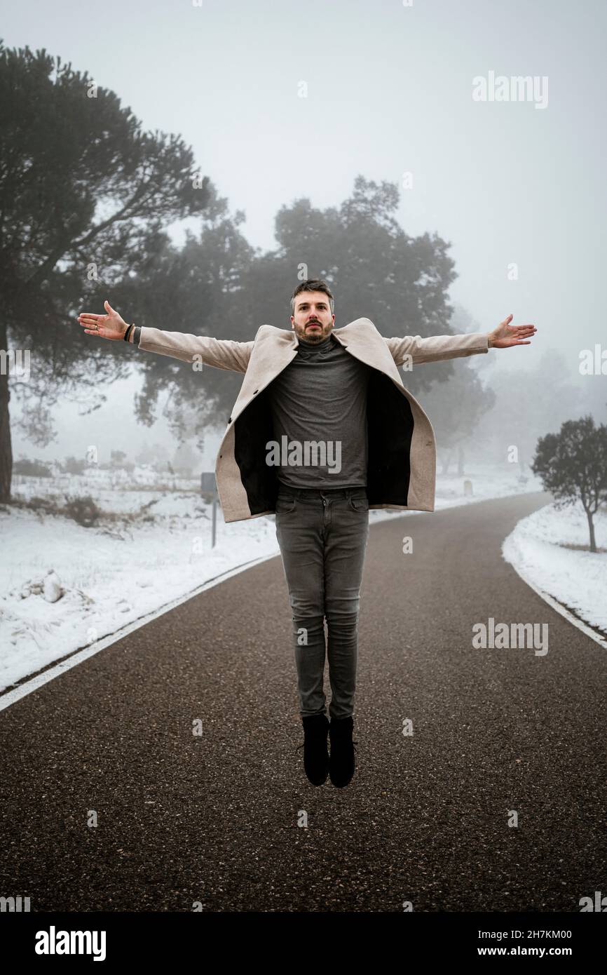 Arms outstretched forward hi-res stock photography and images - Alamy