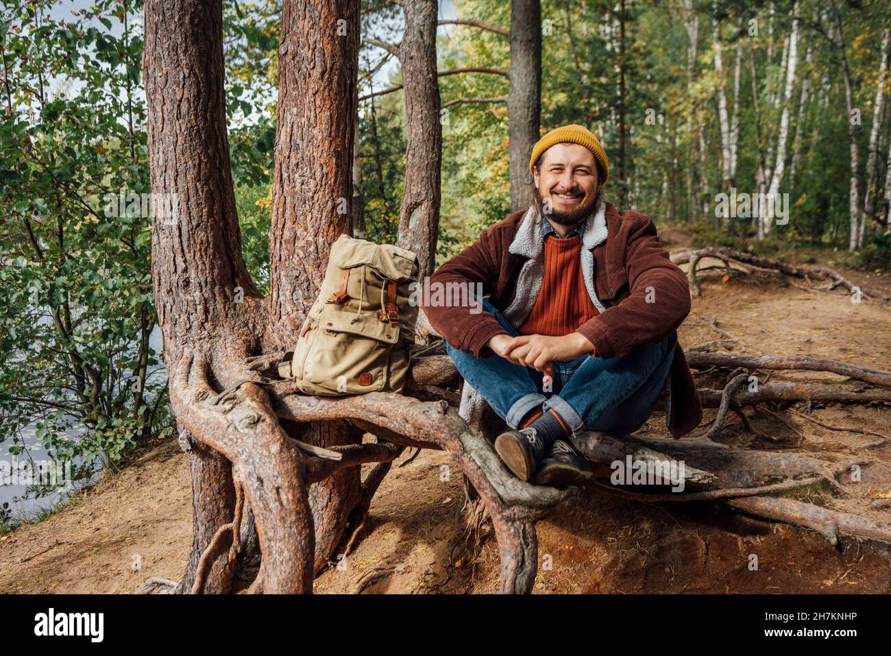 People legs tree roots hi-res stock photography and images - Alamy