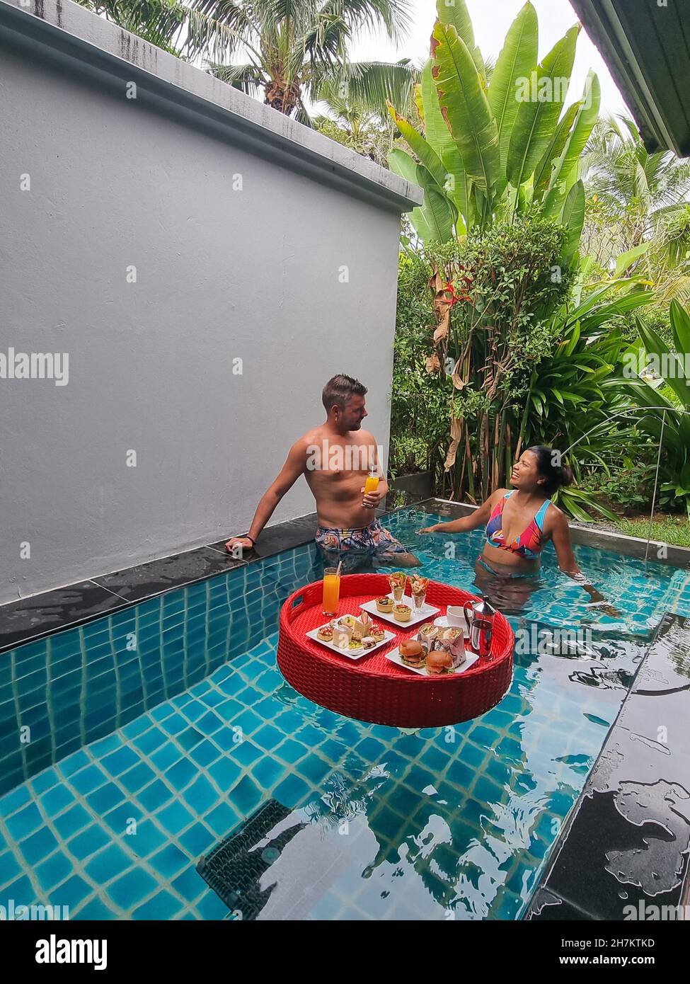 floating breakfast in plunge pool, afternoon tea or floating breakfast ...