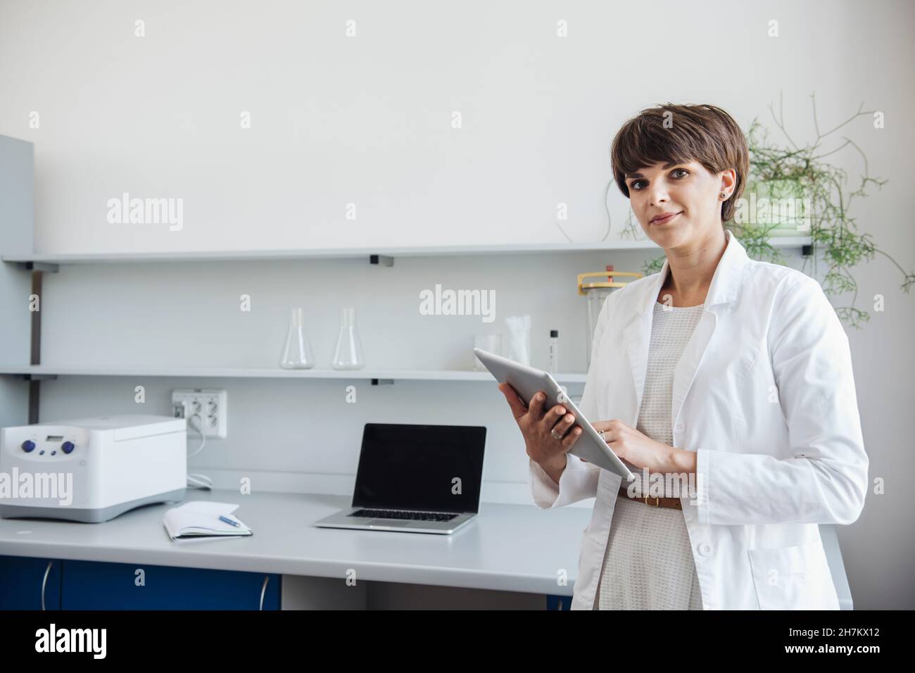 Digital pc hi-res stock photography and images - Alamy