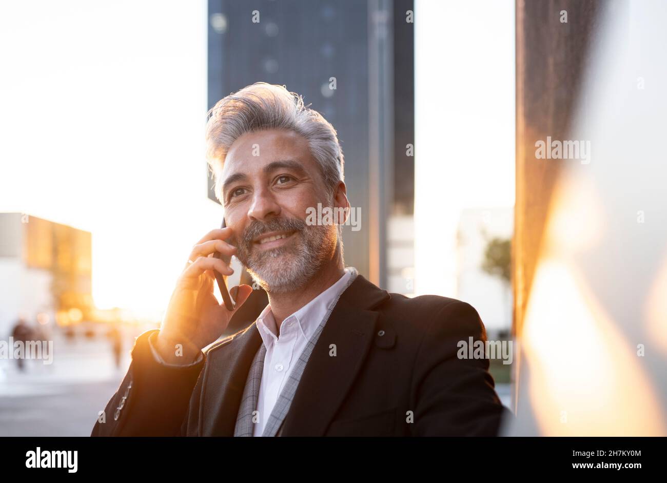 Outdoors man contemplating sunset hi-res stock photography and images ...