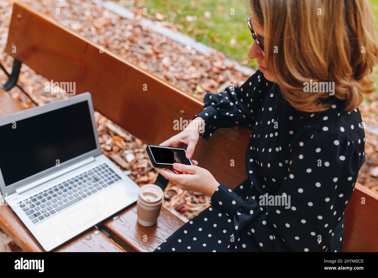 Mobile park bench hi-res stock photography and images - Alamy
