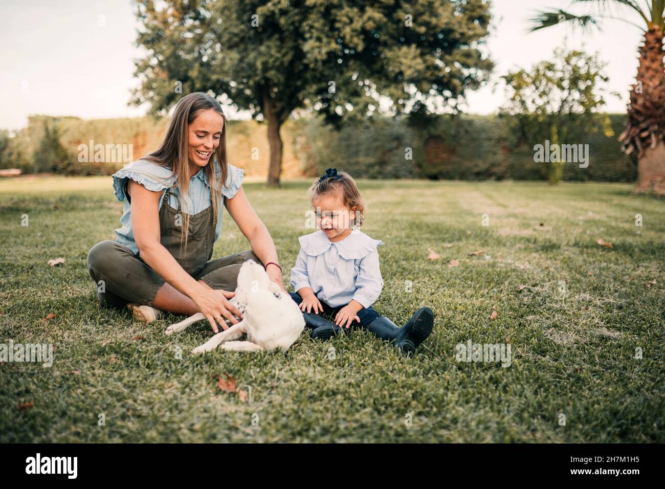 Girl ranch hi-res stock photography and images - Alamy