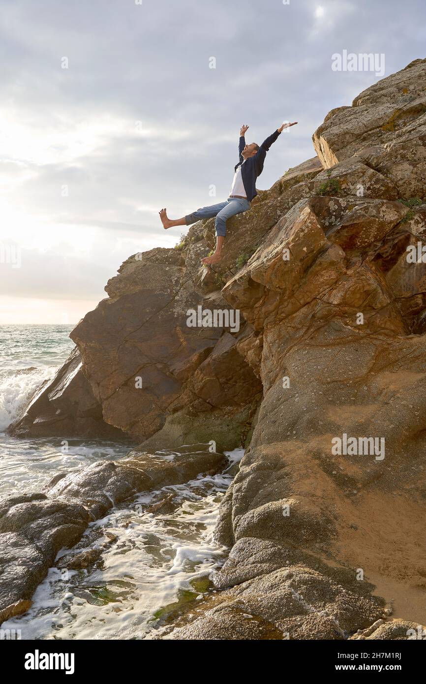 Screaming rock hi-res stock photography and images - Alamy