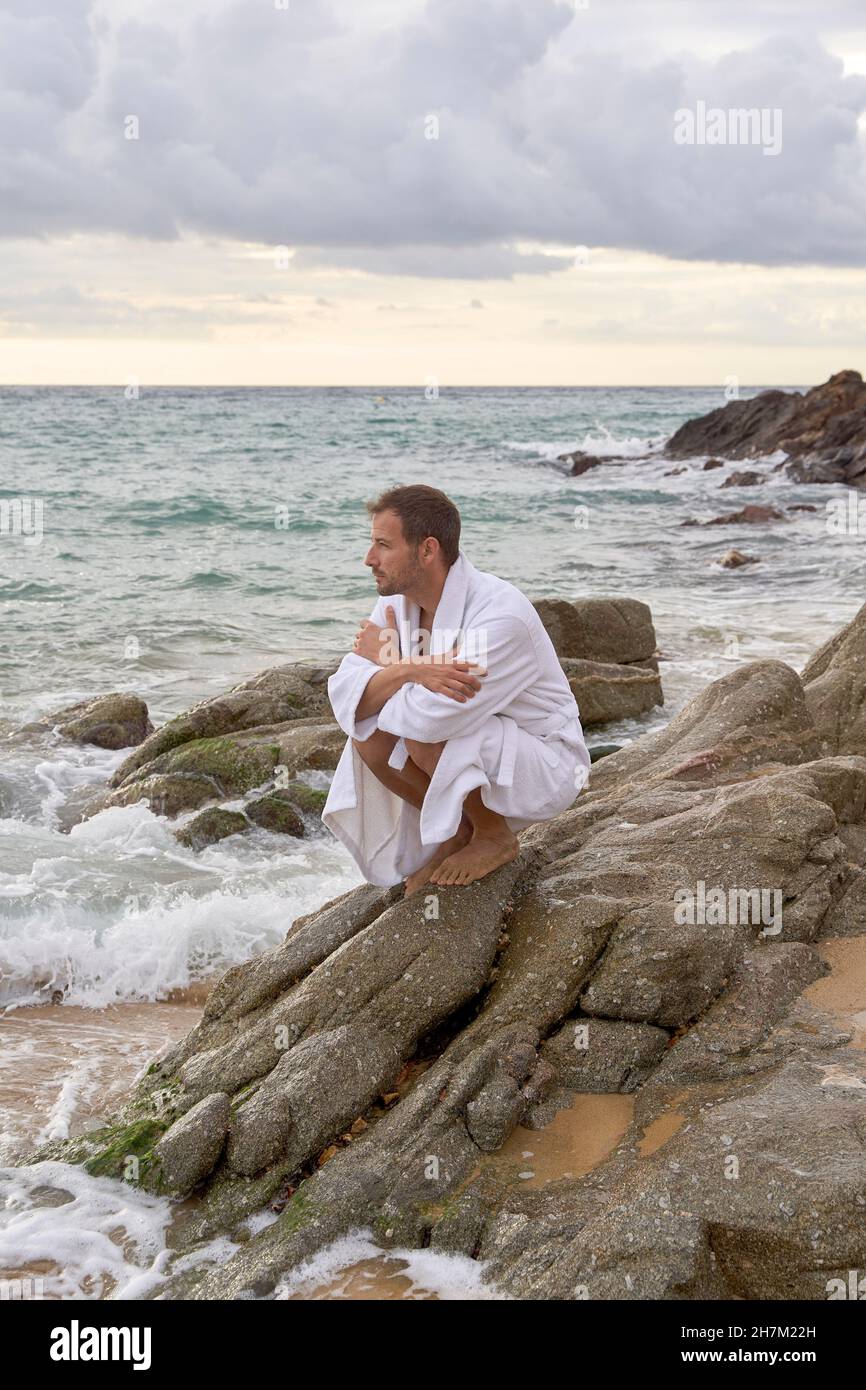 Crouching man rock formation hi-res stock photography and images - Alamy
