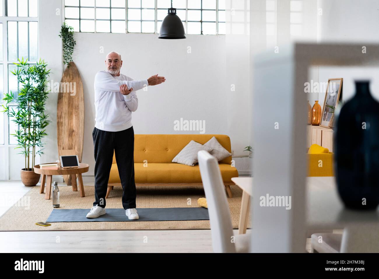 Man 70s exercise hi-res stock photography and images - Alamy