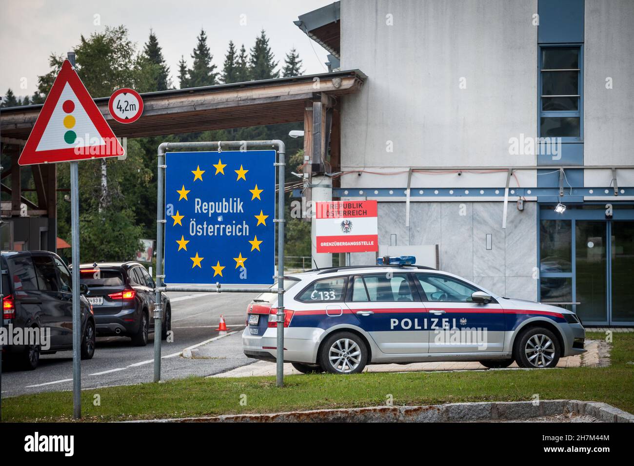 Picture of the police control from the Austrian federal police ...