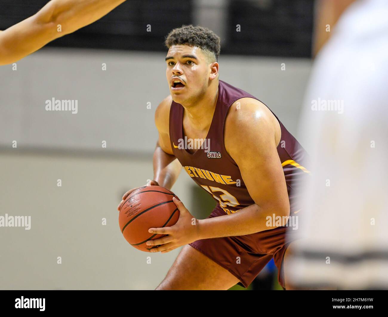Liberty flames mens basketball hi-res stock photography and images - Alamy