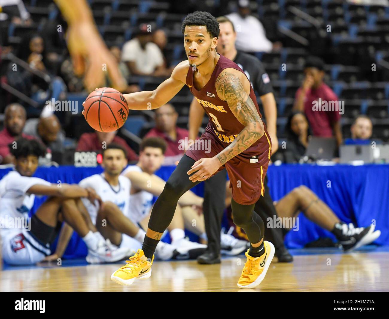 Liberty mens basketball hi-res stock photography and images - Alamy