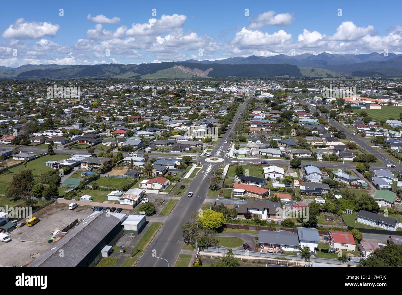 LEVIN, NEW ZEALAND - Nov 18, 2021: Aerial shot of Levin looking along ...