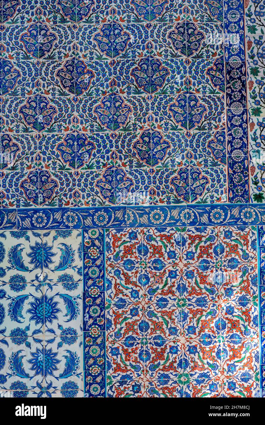 Turkish islamic art hi-res stock photography and images - Alamy