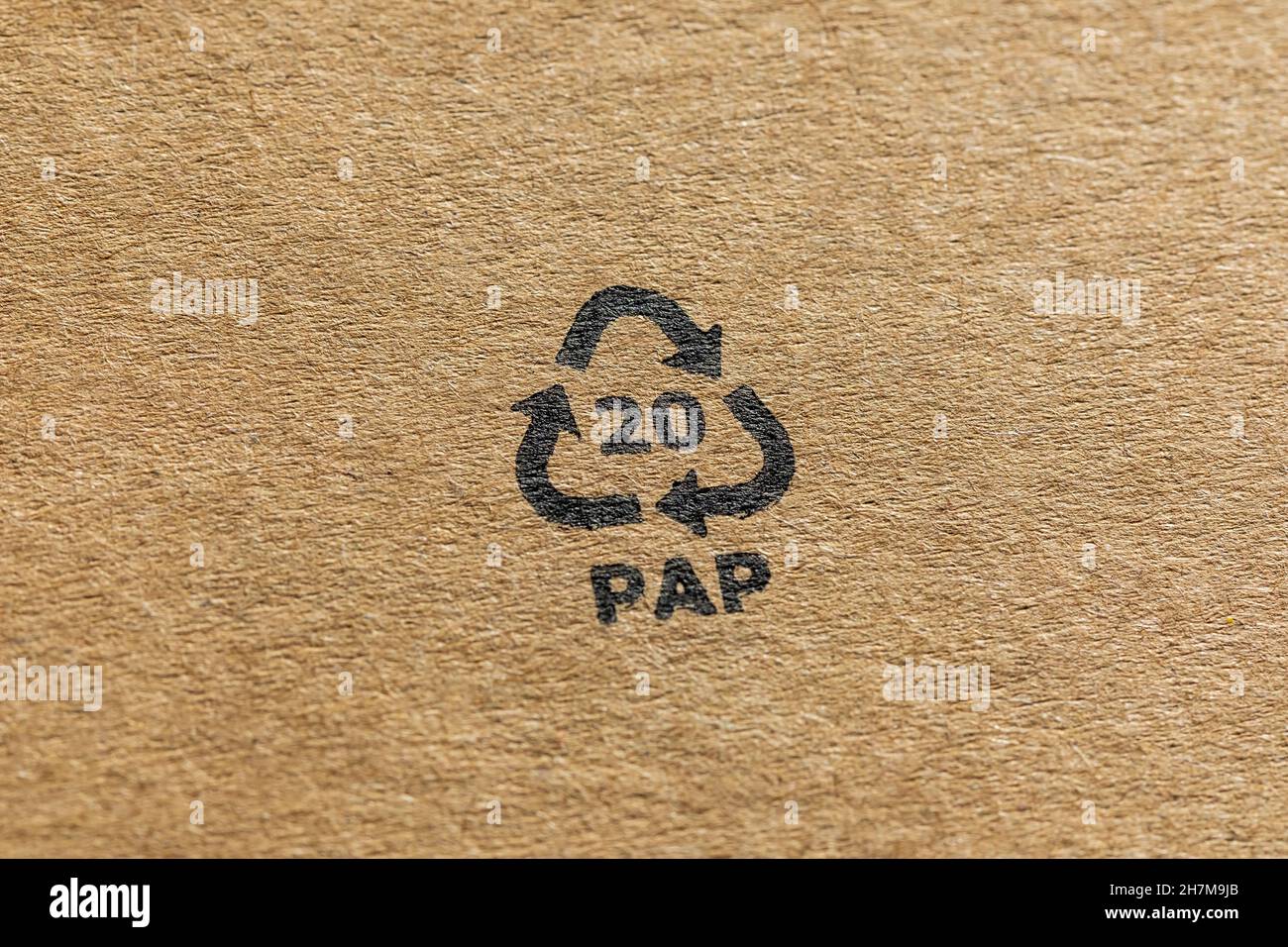 Recycling code on carton 20 PAP Stock Photo - Alamy