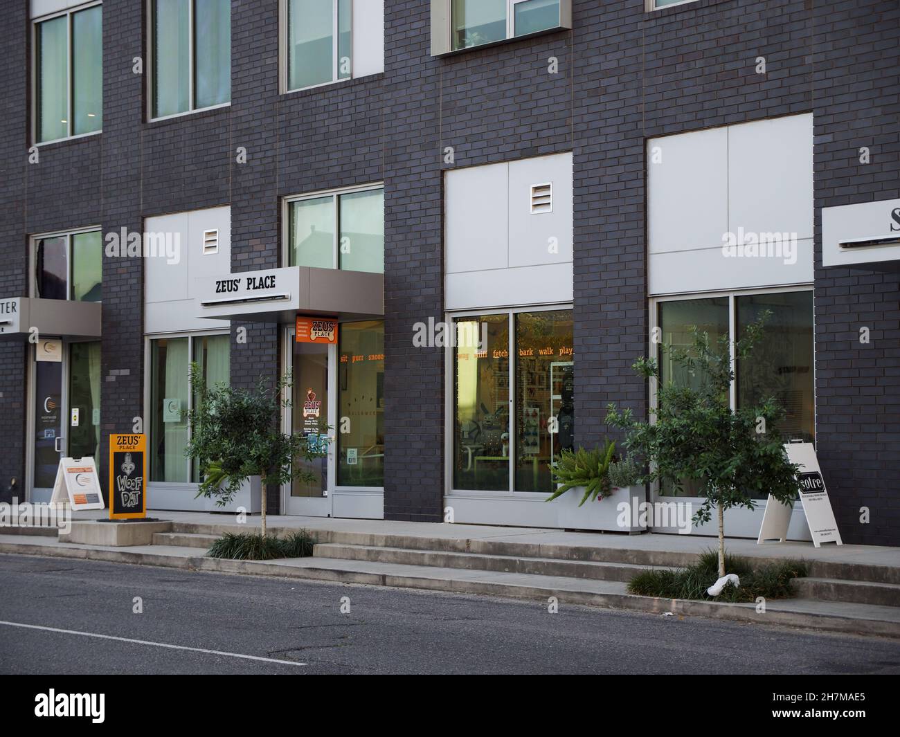 NEW ORLEANS, UNITED STATES - Oct 26, 2021: A store Zeus's Place ...