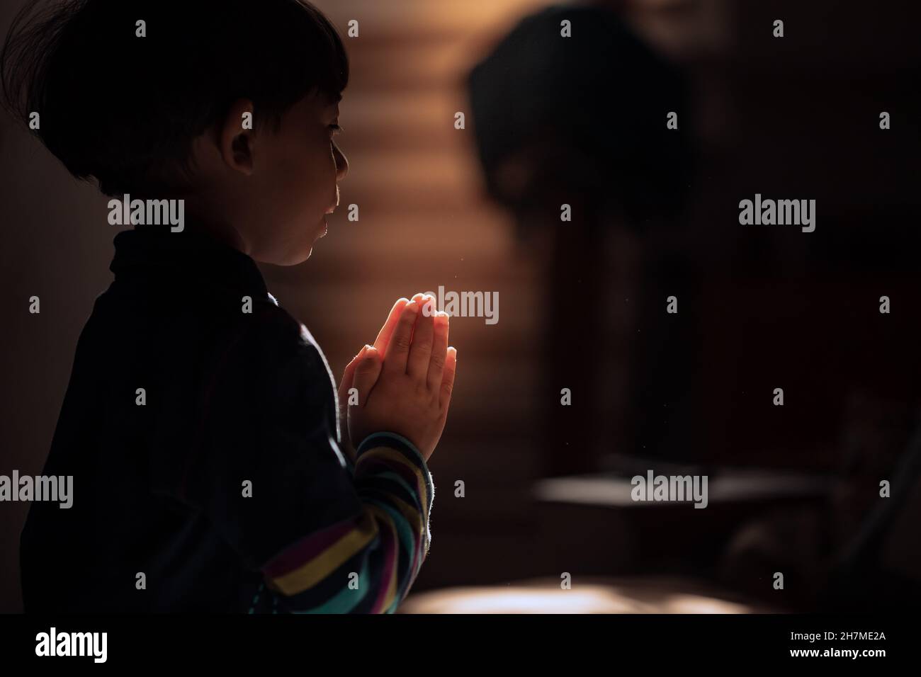 Angelic boy hi-res stock photography and images - Alamy