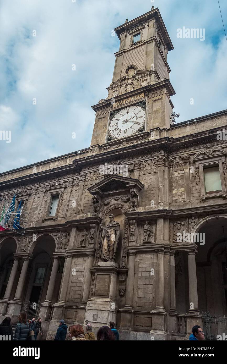 Clock tower milan italy hi-res stock photography and images - Alamy