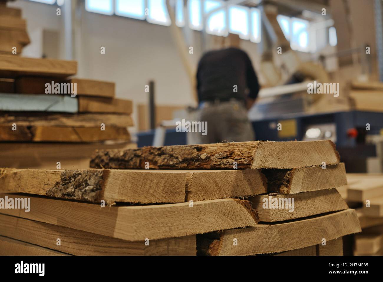 Oak wood in the process Stock Photo - Alamy