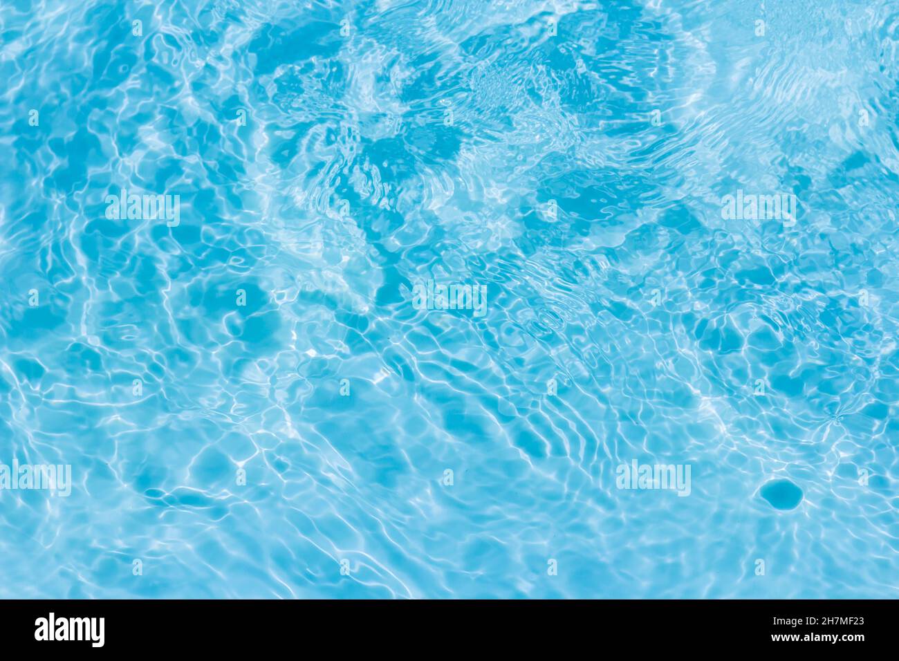 swimming pool with sunny reflections background Stock Photo - Alamy swimming pool with sunny reflections background Stock Photo - Alamy