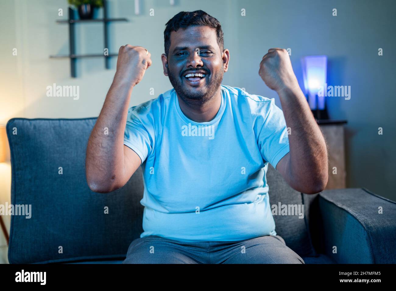 Shouting at fat person hi-res stock photography and images - Alamy