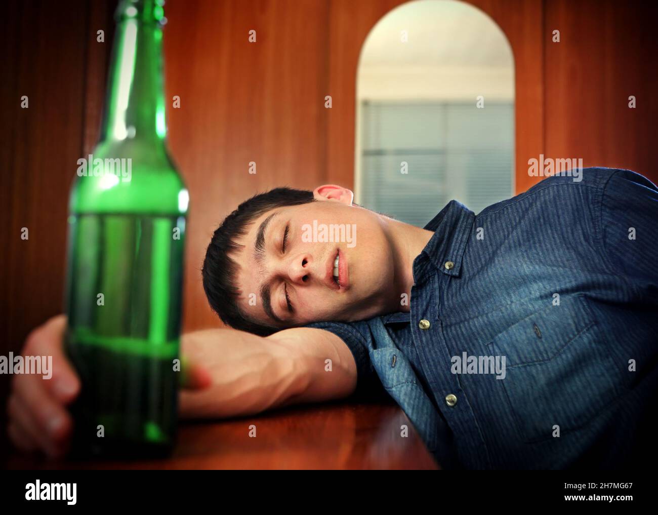 Drunken man asleep hi-res stock photography and images - Alamy