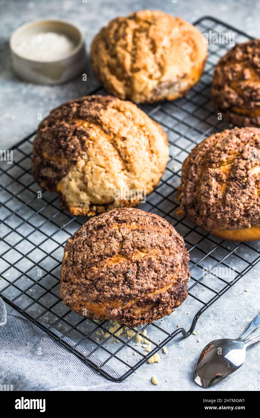 Conchas sweet bread is a type of pan dulce traditionally baked in ...