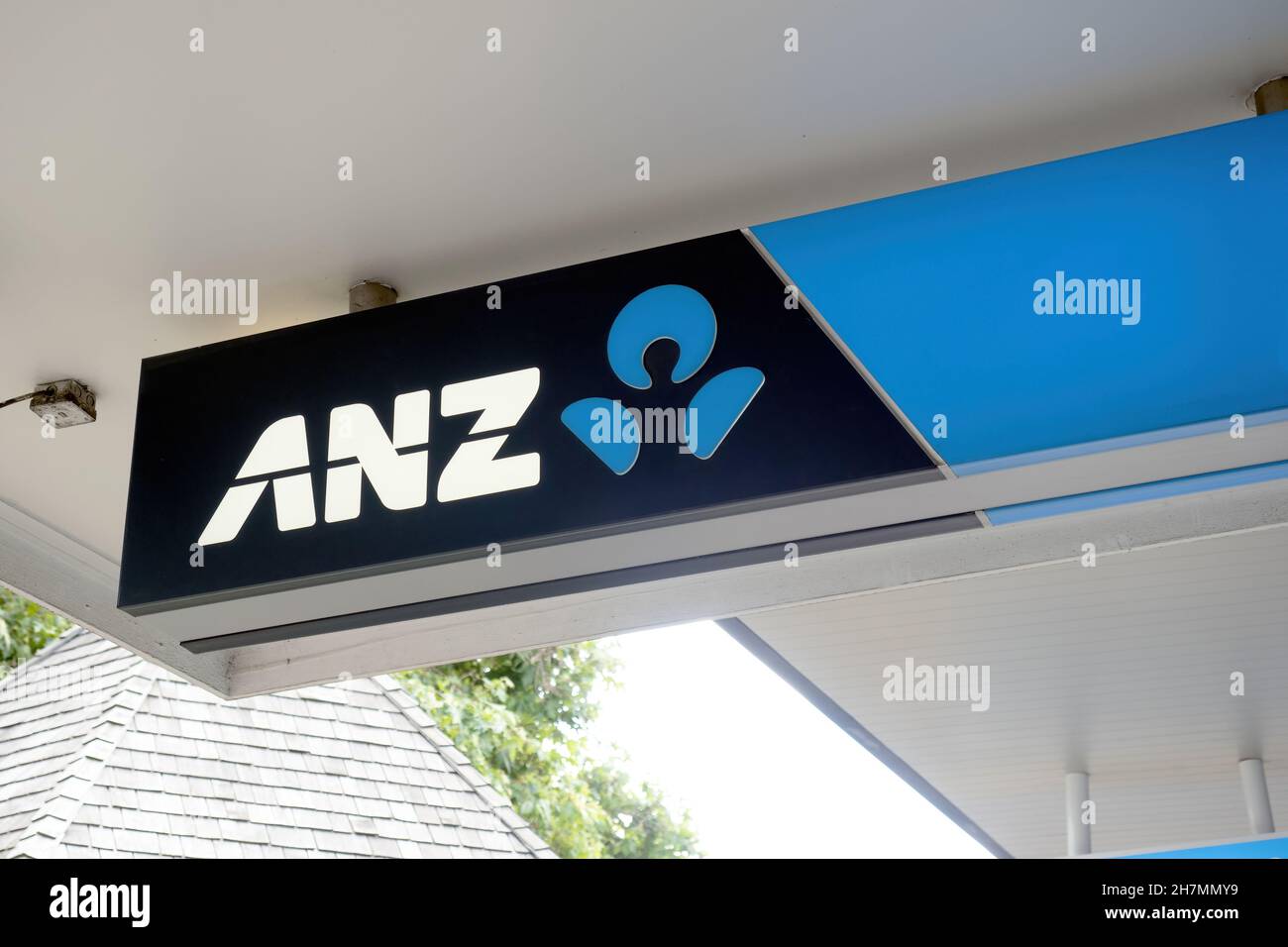 AUCKLAND, NEW ZEALAND - Nov 23, 2021: View of ANZ bank branch sign ...