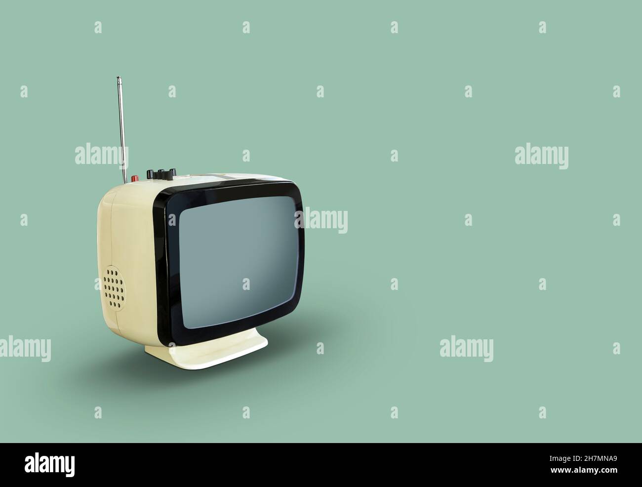 Retro television isolated with copy space Stock Photo - Alamy