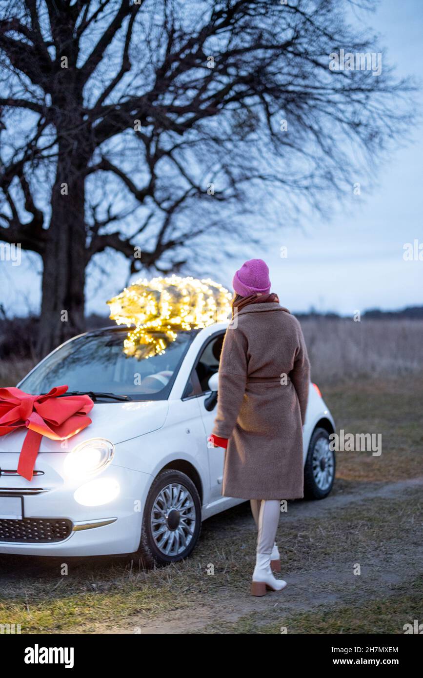 Woman new car bow hi-res stock photography and images - Alamy