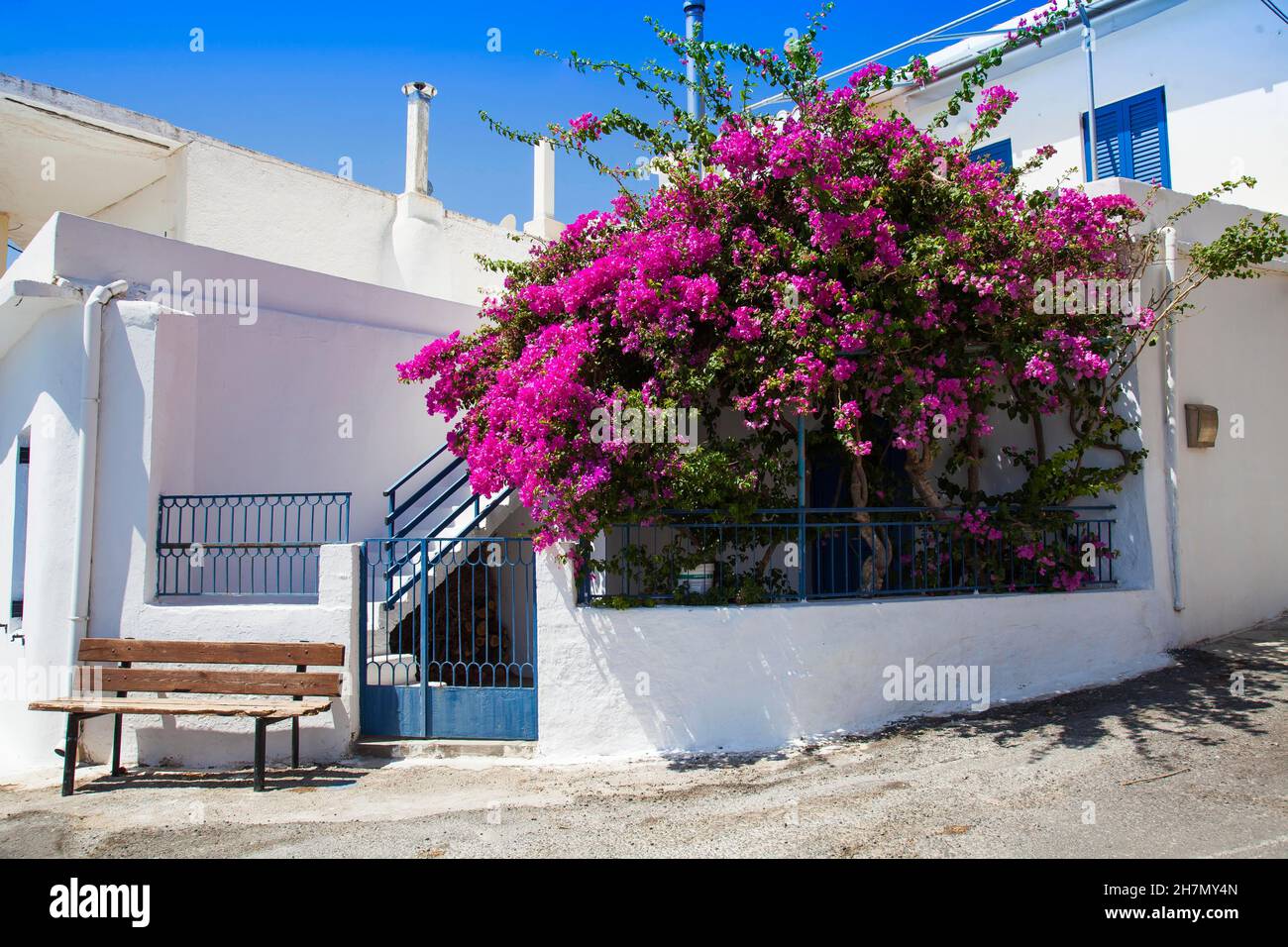 Asomatos hi-res stock photography and images - Alamy